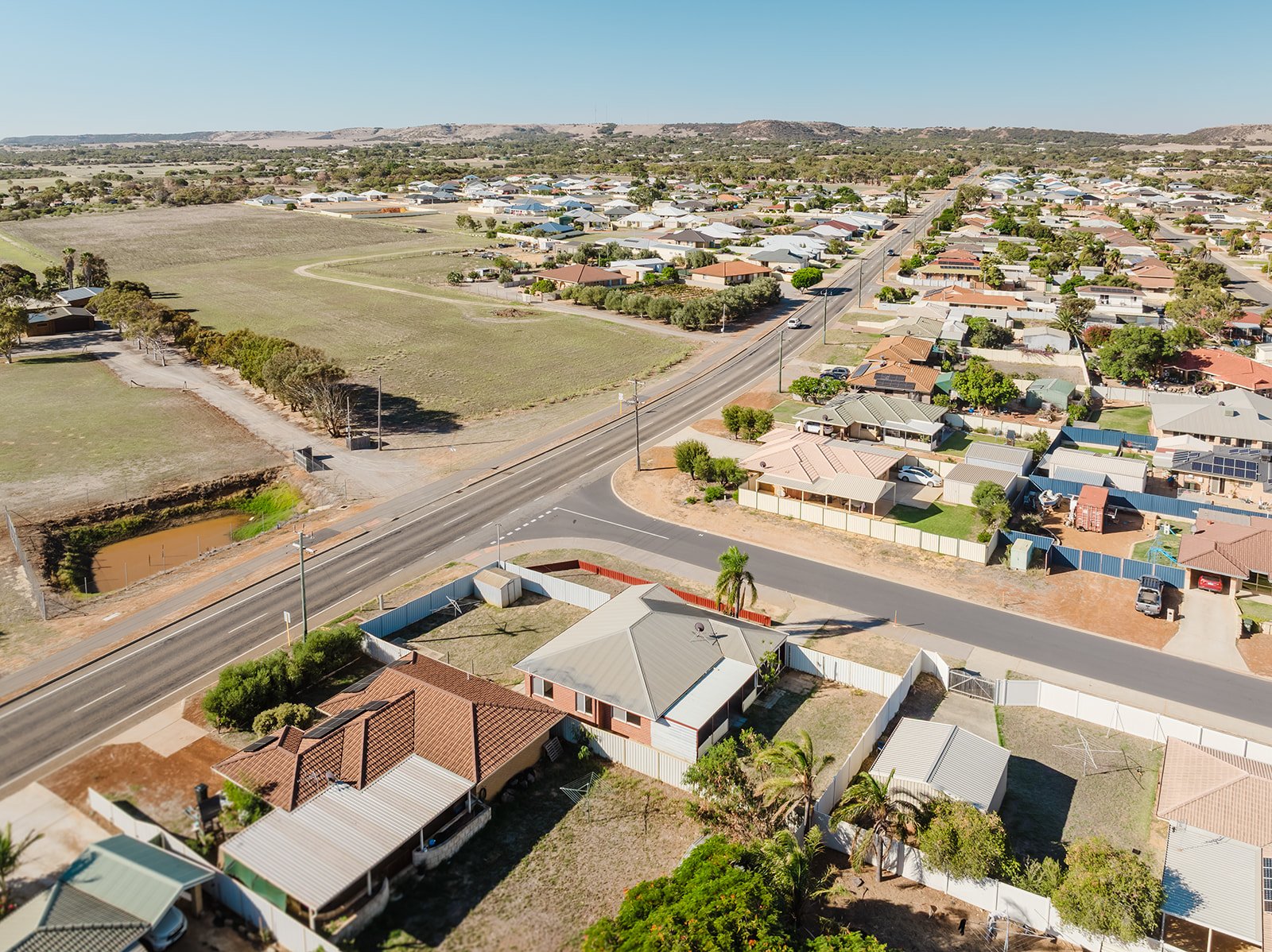 2 Tamba Street, WAGGRAKINE WA 6530 - House For Sale - www.realmark.com.au